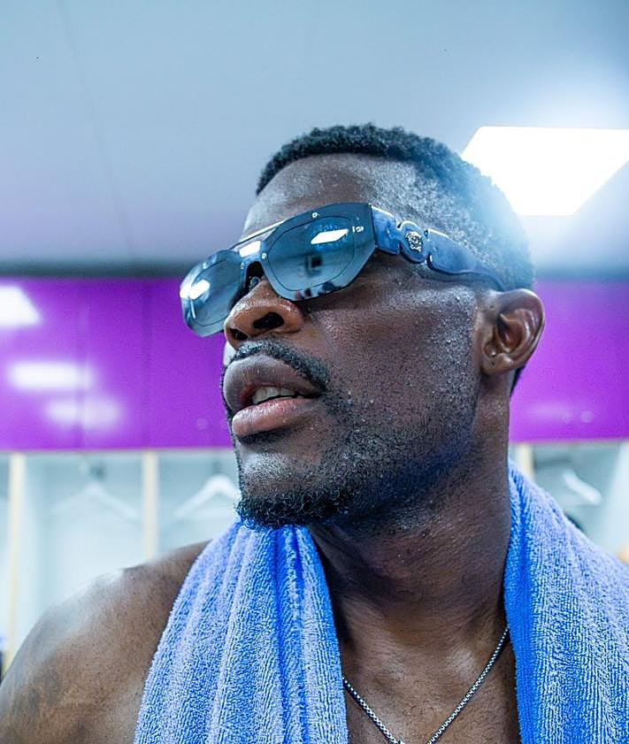 Kike engullido por la grada, Guevara de chófer, la bufanda de Coudet... Así fue la celebración ...